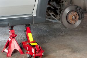 Tutoriel : Comment lever son véhicule en toute sécurité ? - Chacun sa route